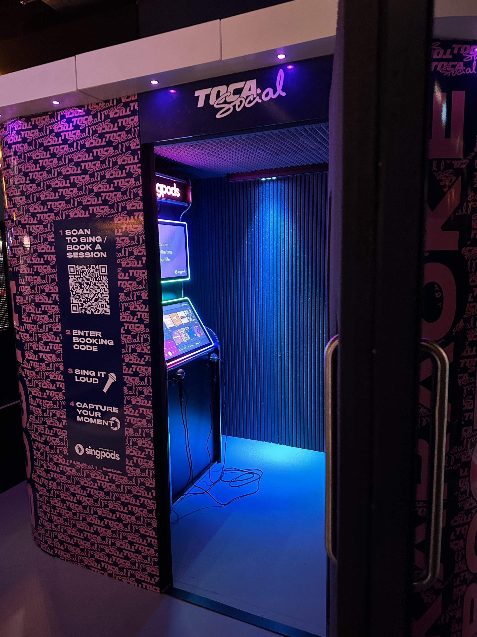 Edge Halo Flush PCAP Touch Monitor For Pop Up Karaoke Pods - Crystal ...